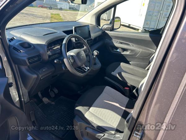 Pelēks Citroen Berlingo 2023 Tartu, ar dzinēja tilpumu 1.50 L un nobraukumu 48 tūkst. km par 17990 €, foto 5 vietnē AUTOMOTO.COM.LV
