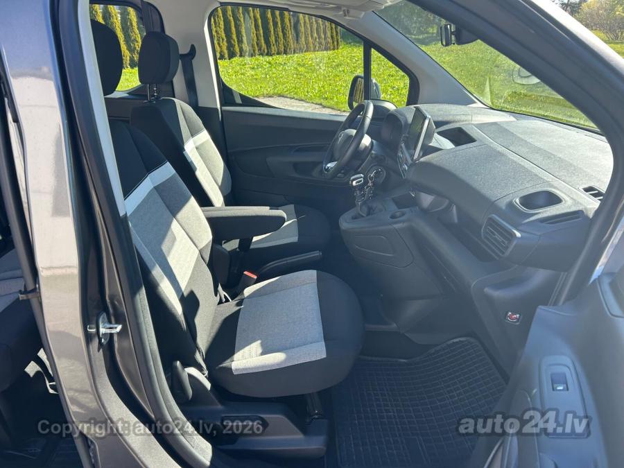 Pelēks Citroen Berlingo 2023 Tartu, ar dzinēja tilpumu 1.50 L un nobraukumu 48 tūkst. km par 17990 €, foto 10 vietnē AUTOMOTO.COM.LV
