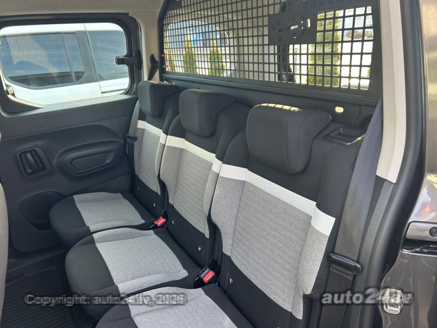 Pelēks Citroen Berlingo 2023 Tartu, ar dzinēja tilpumu 1.50 L un nobraukumu 48 tūkst. km par 17990 €, foto 19 vietnē AUTOMOTO.COM.LV