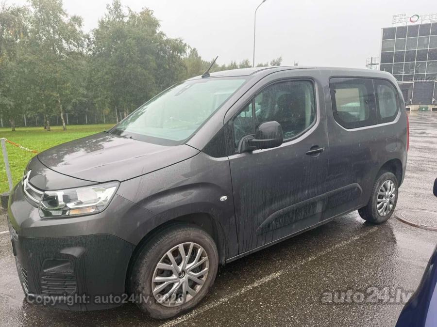 Grey Citroen Berlingo 2024 in Tallinn, with an engine capacity of 1.50 L and mileage of 28 thousand km for 18450 €, photo 3 on AUTOMOTO.COM.LV