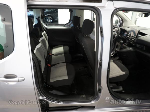 Citroen Berlingo 2024 Tallina vietnē Pelēks Citroen Berlingo 2024 Tallina, ar dzinēja tilpumu 1.20 L un nobraukumu 31 tūkst. km par 24900 €, foto 9 vietnē AUTOMOTO.COM.LV