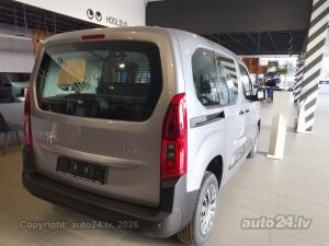 Pelēks Citroen Berlingo 2026 Viljandi, ar dzinēja tilpumu 1.50 L un nobraukumu 2 tūkst. km par 28900 €, foto 5 vietnē AUTOMOTO.COM.LV