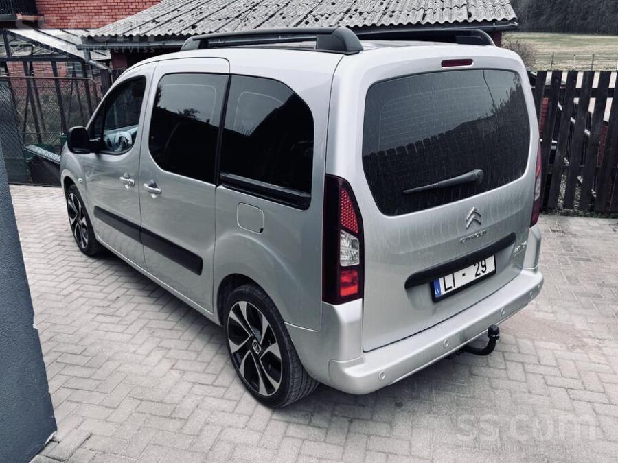 Citroen Berlingo 2013 Valmiera, ar dzinēja tilpumu 1.60 L un nobraukumu 240 tūkst. km par 5490 €, foto 3 vietnē AUTOMOTO.COM.LV