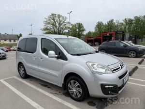 Citroen Berlingo 2018 Rīga, ar dzinēja tilpumu 1.60 L un nobraukumu 135 tūkst. km par 6500 €, foto  vietnē AUTOMOTO.COM.LV