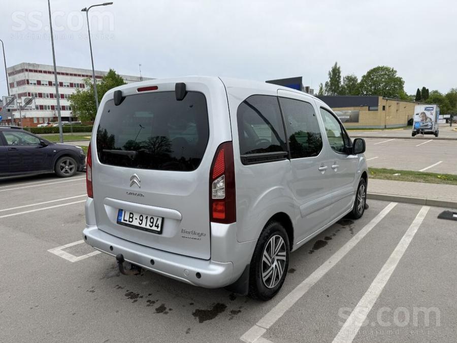 Citroen Berlingo 2018 Rīga, ar dzinēja tilpumu 1.60 L un nobraukumu 135 tūkst. km par 6500 €, foto 5 vietnē AUTOMOTO.COM.LV