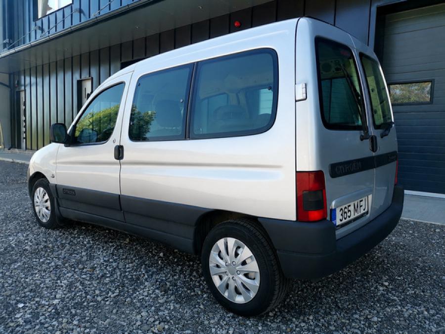 Citroen Berlingo 2005 Tartu, ar dzinēja tilpumu 1.40 L un nobraukumu 160 tūkst. km par 990 €, foto 4 vietnē AUTOMOTO.COM.LV