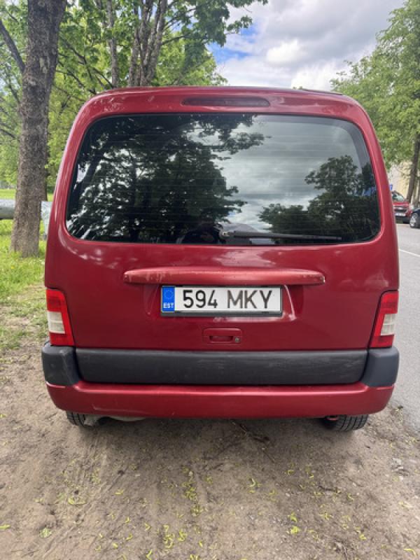 Citroen Berlingo 2008 Tallina, ar dzinēja tilpumu 1.60 L un nobraukumu 181 tūkst. km par 2390 €, foto 3 vietnē AUTOMOTO.COM.LV