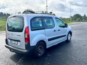 Citroen Berlingo 2009 Narva, ar dzinēja tilpumu 1.60 L un nobraukumu 240 tūkst. km par 2200 €, foto 5 vietnē AUTOMOTO.COM.LV