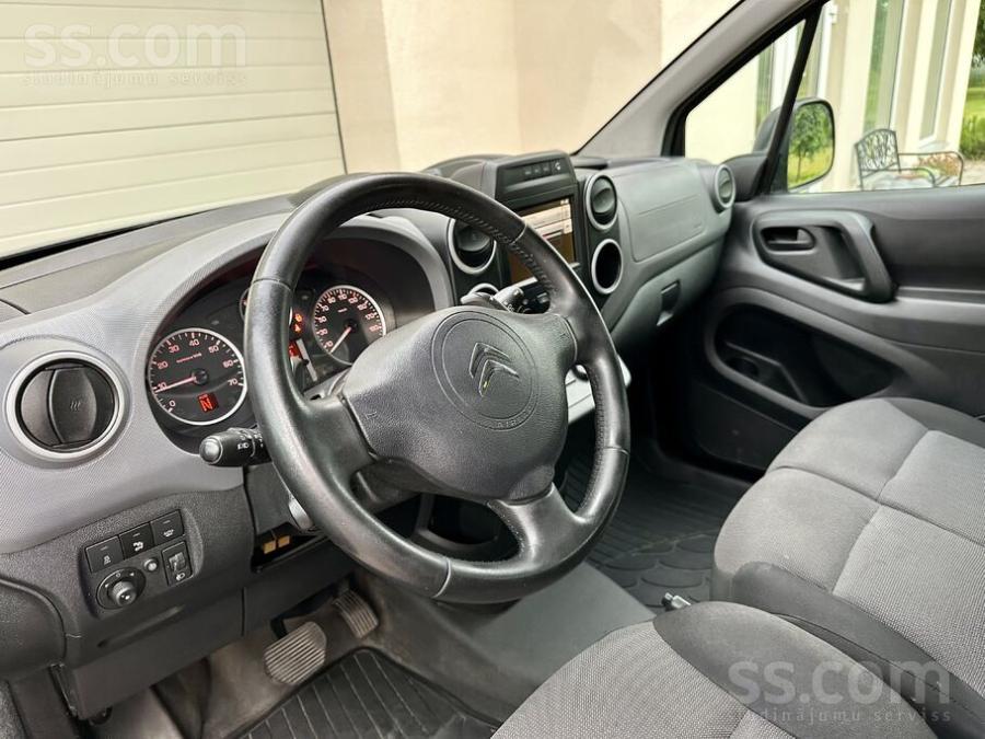 Citroen Berlingo 2018 Rīga, ar dzinēja tilpumu 1.60 L un nobraukumu 158 tūkst. km par 7200 €, foto 9 vietnē AUTOMOTO.COM.LV