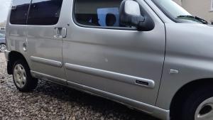 Citroen Berlingo 2001 in Marijampole, with an engine capacity of 1.60 L and mileage of 224 thousand km for 400 €, photo 7 on AUTOMOTO.COM.LV
