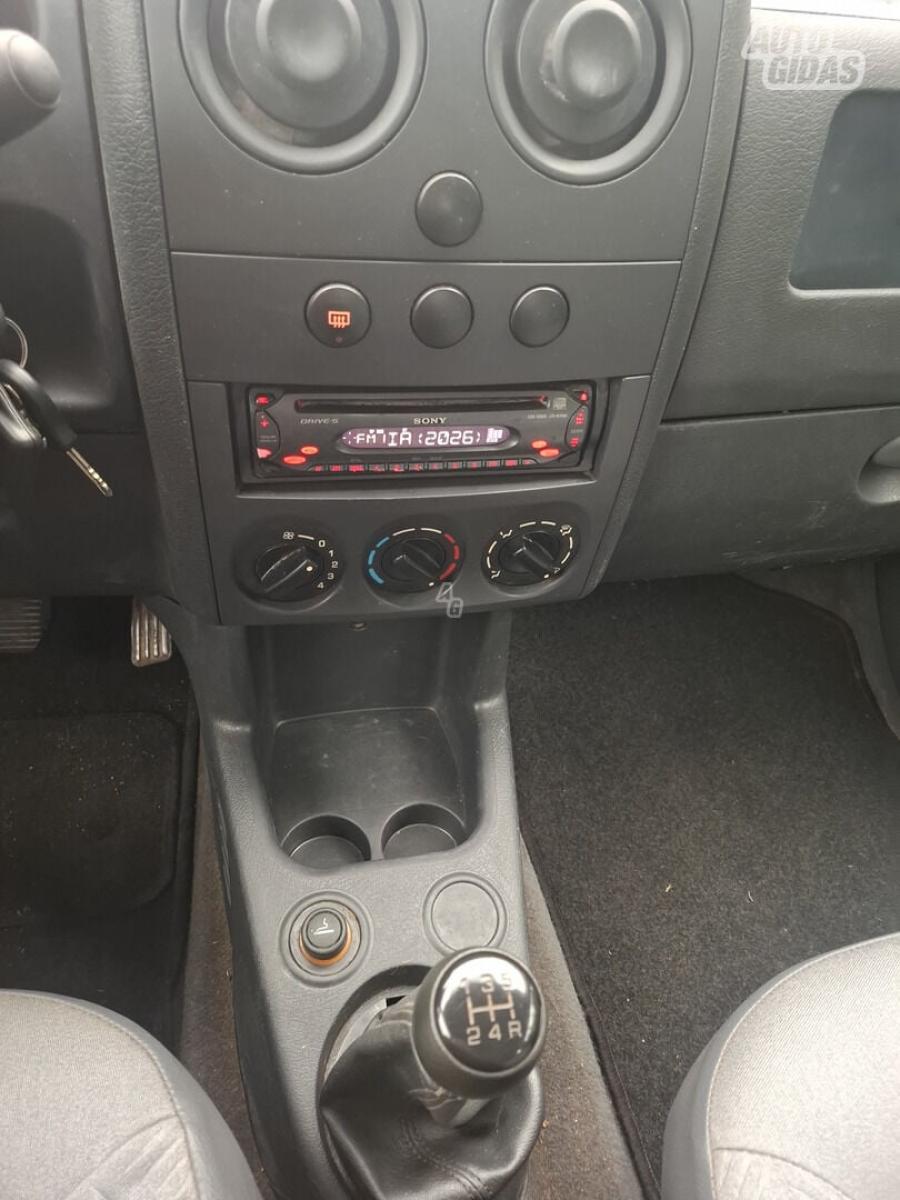 Citroen Berlingo 2005 Elektrėnai, ar dzinēja tilpumu 1.90 L un nobraukumu 227 tūkst. km par 1490 €, foto 14 vietnē AUTOMOTO.COM.LV