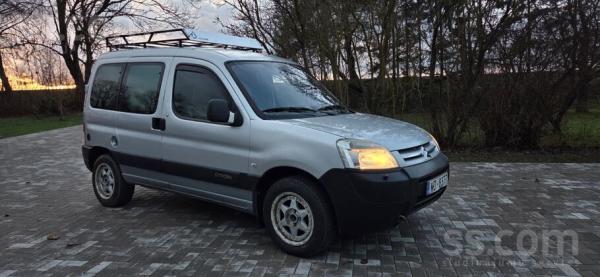 Citroen Berlingo 2007 in Jelgava, with an engine capacity of 1.60 L and mileage of 417 thousand km for 1750 €, photo 2 on AUTOMOTO.COM.LV