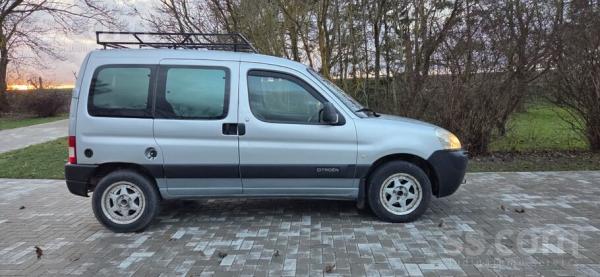 Citroen Berlingo 2007 in Jelgava, with an engine capacity of 1.60 L and mileage of 417 thousand km for 1750 €, photo 3 on AUTOMOTO.COM.LV