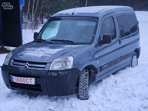 Citroen Berlingo 2007 Jurbarkas, ar dzinēja tilpumu 1.60 L un nobraukumu 268 tūkst. km par 2100 €, foto 2 vietnē AUTOMOTO.COM.LV