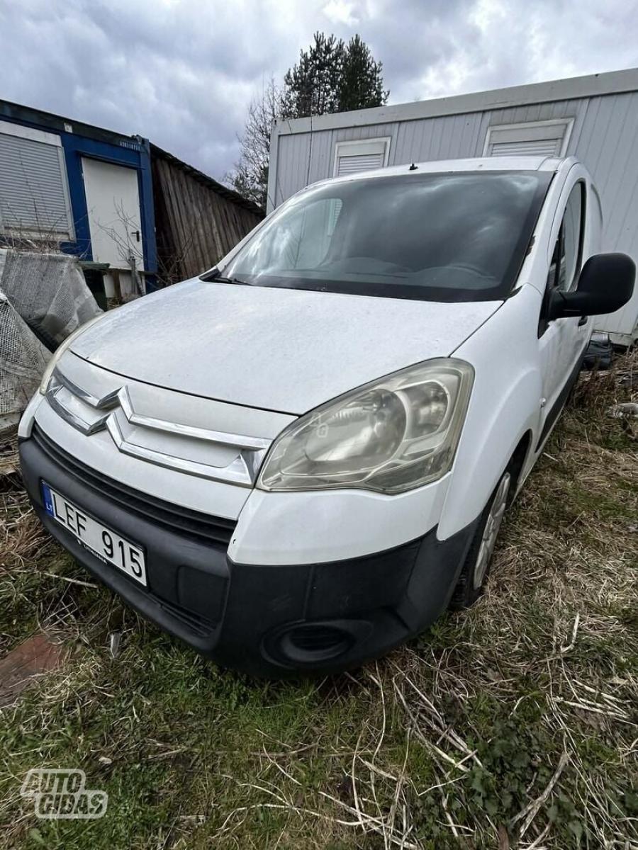 Citroen Berlingo 2009 in Vilnius, with an engine capacity of 1.60 L and mileage of 429 thousand km for 450 €, photo 1 on AUTOMOTO.COM.LV