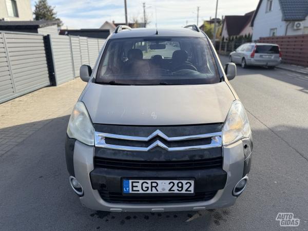 Citroen Berlingo 2009 Kauņa, ar dzinēja tilpumu 1.60 L un nobraukumu 400 tūkst. km par 1490 €, foto 2 vietnē AUTOMOTO.COM.LV