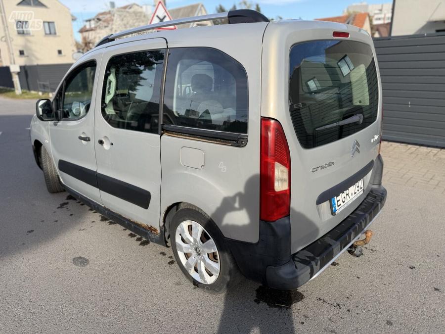 Citroen Berlingo 2009 in Kaunas, with an engine capacity of 1.60 L and mileage of 400 thousand km for 1490 €, photo 8 on AUTOMOTO.COM.LV