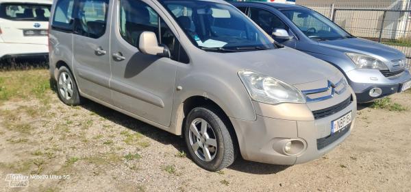 Citroen Berlingo 2009 Viļņa, ar dzinēja tilpumu 1.60 L un nobraukumu 160 tūkst. km par 2900 €, foto 1 vietnē AUTOMOTO.COM.LV
