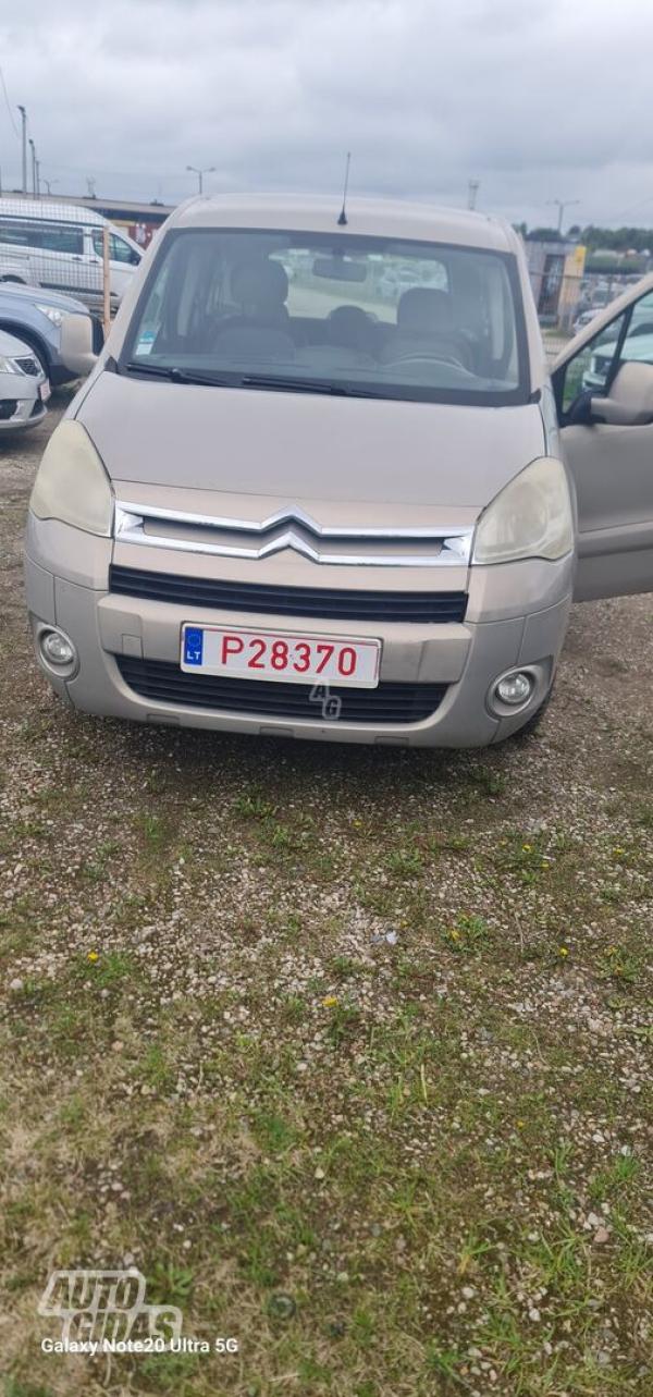 Citroen Berlingo 2009 Viļņa, ar dzinēja tilpumu 1.60 L un nobraukumu 160 tūkst. km par 2900 €, foto 8 vietnē AUTOMOTO.COM.LV