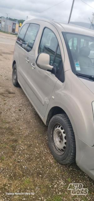 Citroen Berlingo 2009 Viļņa, ar dzinēja tilpumu 1.60 L un nobraukumu 160 tūkst. km par 2900 €, foto 10 vietnē AUTOMOTO.COM.LV