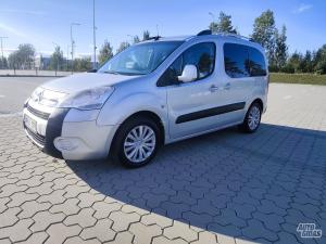 Citroen Berlingo 2009 in Vilnius, with an engine capacity of 1.60 L and mileage of 229 thousand km for 2970 €, photo 5 on AUTOMOTO.COM.LV