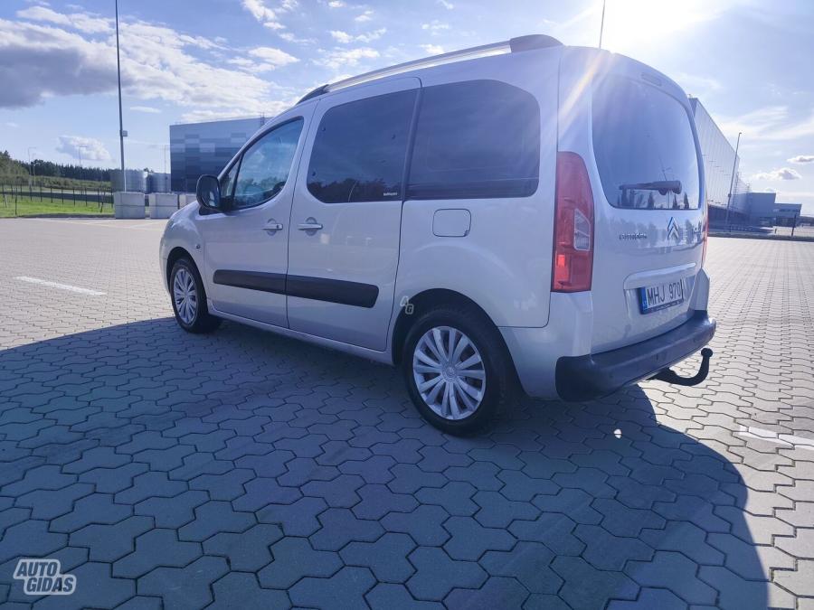 Citroen Berlingo 2009 in Vilnius, with an engine capacity of 1.60 L and mileage of 229 thousand km for 2970 €, photo 7 on AUTOMOTO.COM.LV