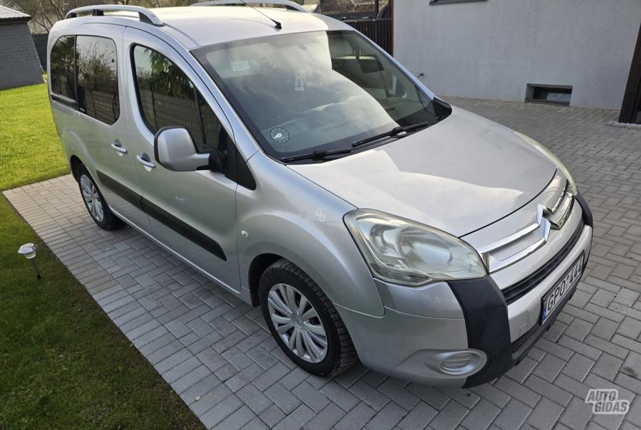 Citroen Berlingo 2010 Šauļi, ar dzinēja tilpumu 1.60 L un nobraukumu 280 tūkst. km par 3900 €, foto 7 vietnē AUTOMOTO.COM.LV