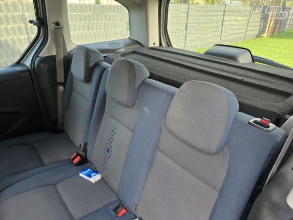 Citroen Berlingo 2010 Šauļi, ar dzinēja tilpumu 1.60 L un nobraukumu 280 tūkst. km par 3900 €, foto 7 vietnē AUTOMOTO.COM.LV