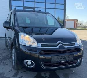 Citroen Berlingo 2010 in Kretinga, with an engine capacity of 1.60 L and mileage of 330 thousand km for 5000 €, photo  on AUTOMOTO.COM.LV