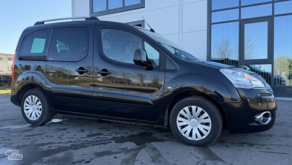 Citroen Berlingo 2010 in Kretinga, with an engine capacity of 1.60 L and mileage of 330 thousand km for 5000 €, photo 8 on AUTOMOTO.COM.LV
