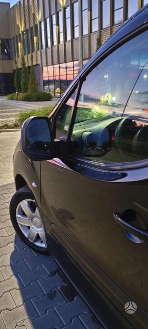 Citroen Berlingo 2011 Viļņa, ar dzinēja tilpumu 1.60 L un nobraukumu 281 tūkst. km par 3300 €, foto 16 vietnē AUTOMOTO.COM.LV