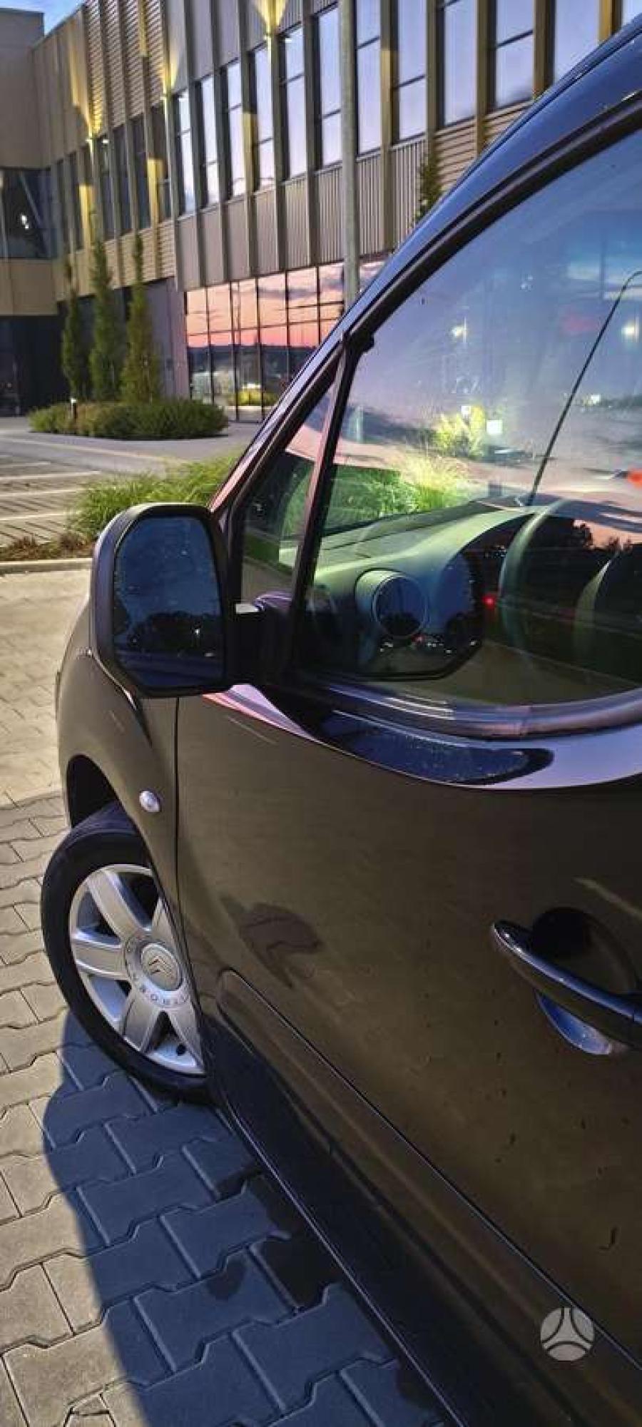 Citroen Berlingo 2011 Viļņa, ar dzinēja tilpumu 1.60 L un nobraukumu 281 tūkst. km par 3300 €, foto 16 vietnē AUTOMOTO.COM.LV