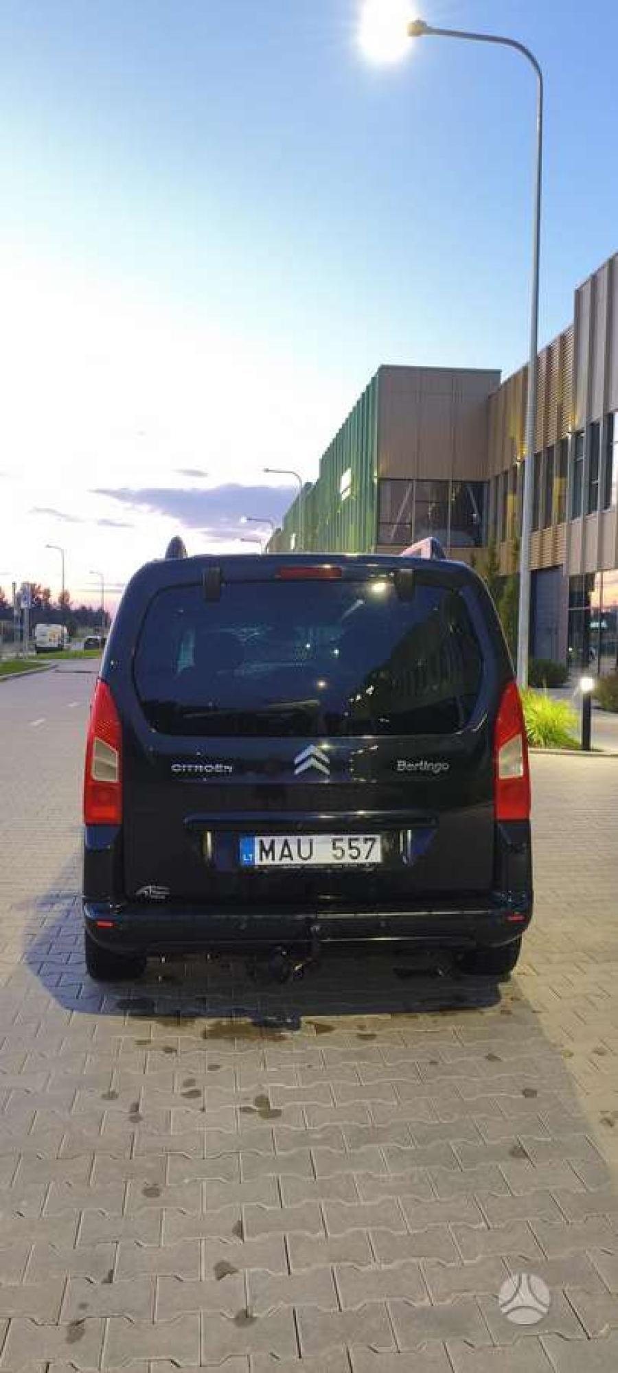 Citroen Berlingo 2011 Viļņa, ar dzinēja tilpumu 1.60 L un nobraukumu 281 tūkst. km par 3300 €, foto 17 vietnē AUTOMOTO.COM.LV