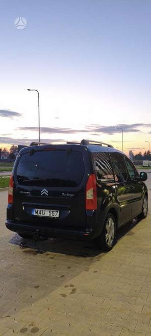 Citroen Berlingo 2011 Viļņa, ar dzinēja tilpumu 1.60 L un nobraukumu 281 tūkst. km par 3300 €, foto 18 vietnē AUTOMOTO.COM.LV