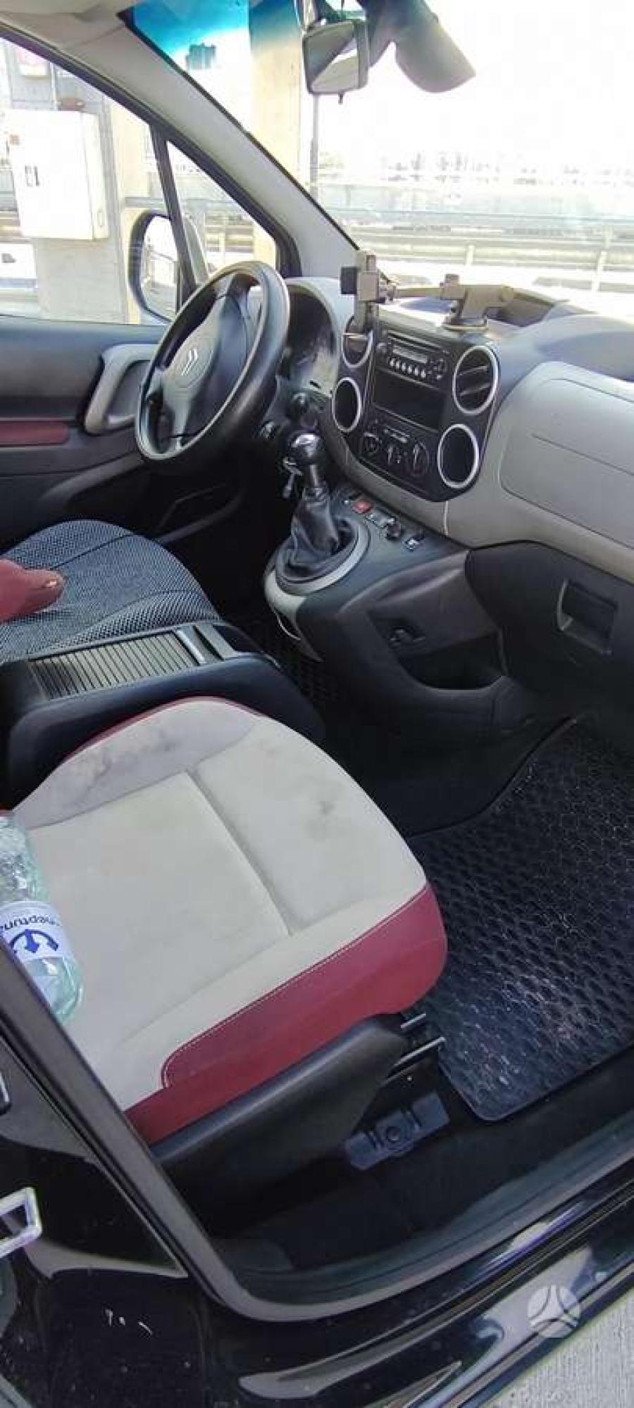 Citroen Berlingo 2011 Viļņa, ar dzinēja tilpumu 1.60 L un nobraukumu 281 tūkst. km par 3300 €, foto 22 vietnē AUTOMOTO.COM.LV