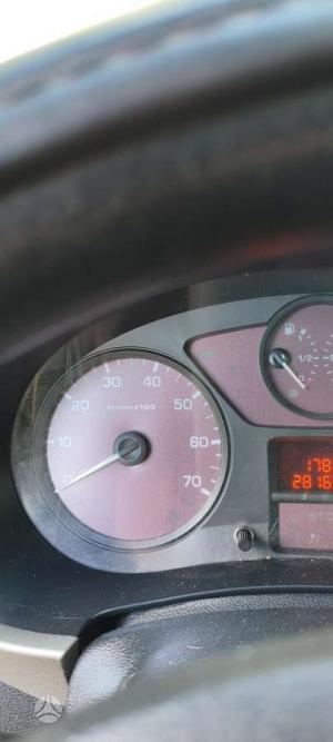 Citroen Berlingo 2011 Viļņa, ar dzinēja tilpumu 1.60 L un nobraukumu 281 tūkst. km par 3300 €, foto 25 vietnē AUTOMOTO.COM.LV