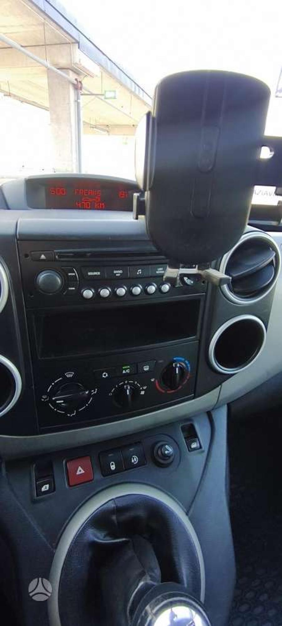 Citroen Berlingo 2011 Viļņa, ar dzinēja tilpumu 1.60 L un nobraukumu 281 tūkst. km par 3300 €, foto 27 vietnē AUTOMOTO.COM.LV
