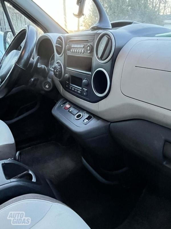Citroen Berlingo 2012 Radviliškis, ar dzinēja tilpumu 1.60 L un nobraukumu 390 tūkst. km par 3000 €, foto 10 vietnē AUTOMOTO.COM.LV