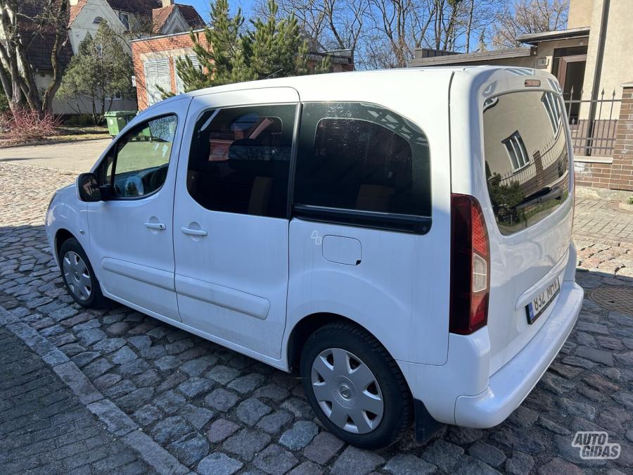 Citroen Berlingo 2013 Klaipėda, ar dzinēja tilpumu 1.60 L un nobraukumu 243 tūkst. km par 3299 €, foto 5 vietnē AUTOMOTO.COM.LV
