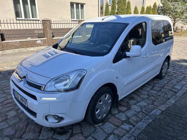 Citroen Berlingo 2013 in Klaipeda, with an engine capacity of 1.60 L and mileage of 243 thousand km for 3299 €, photo 5 on AUTOMOTO.COM.LV