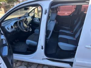 Citroen Berlingo 2013 Klaipėda, ar dzinēja tilpumu 1.60 L un nobraukumu 243 tūkst. km par 3299 €, foto 8 vietnē AUTOMOTO.COM.LV