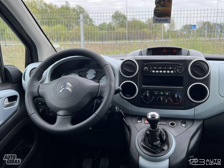 Citroen Berlingo 2013 Tauragė, ar dzinēja tilpumu 1.60 L un nobraukumu 265 tūkst. km par 3900 €, foto 15 vietnē AUTOMOTO.COM.LV