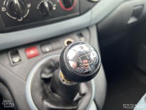 Citroen Berlingo 2013 Tauragė, ar dzinēja tilpumu 1.60 L un nobraukumu 265 tūkst. km par 3900 €, foto 19 vietnē AUTOMOTO.COM.LV