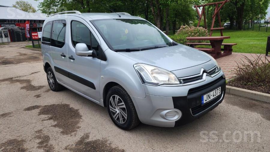 Citroen Berlingo 2014 Ogre, ar dzinēja tilpumu 1.60 L un nobraukumu 214 tūkst. km par 3999 €, foto 5 vietnē AUTOMOTO.COM.LV