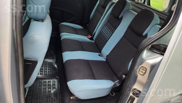 Citroen Berlingo 2014 Ogre, ar dzinēja tilpumu 1.60 L un nobraukumu 214 tūkst. km par 3950 €, foto 7 vietnē AUTOMOTO.COM.LV