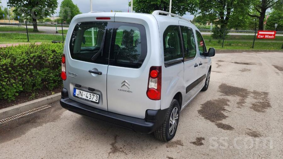 Citroen Berlingo 2014 Ogre, ar dzinēja tilpumu 1.60 L un nobraukumu 214 tūkst. km par 3999 €, foto 19 vietnē AUTOMOTO.COM.LV