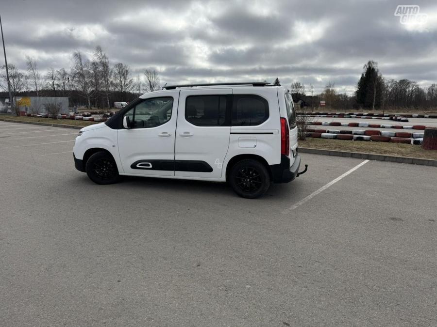 Citroen Berlingo 2019 in Mazeikiai, with an engine capacity of 1.50 L and mileage of 207 thousand km for 7600 €, photo 5 on AUTOMOTO.COM.LV