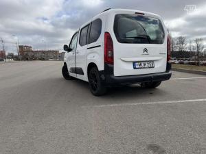 Citroen Berlingo 2019 in Mazeikiai, with an engine capacity of 1.50 L and mileage of 207 thousand km for 7600 €, photo 6 on AUTOMOTO.COM.LV