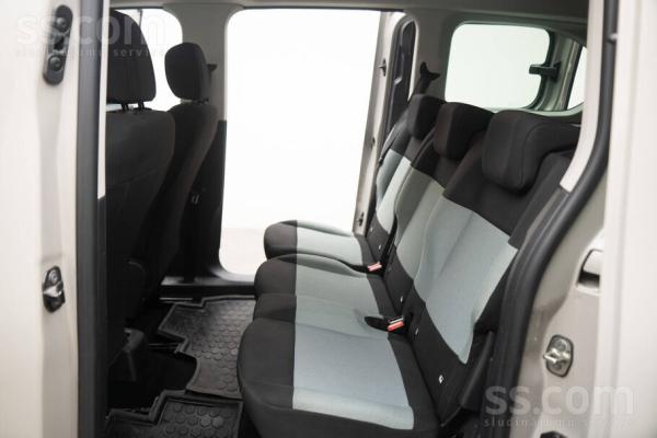 Citroen Berlingo 2020 in Tallinn, with an engine capacity of 1.50 L and mileage of 162 thousand km for 1350 €, photo 8 on AUTOMOTO.COM.LV