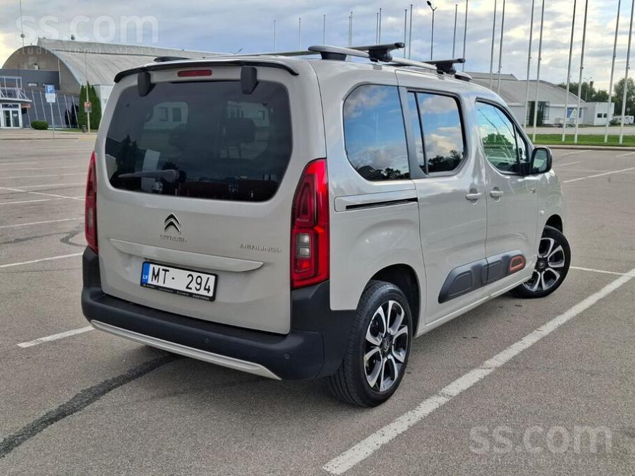 Citroen Berlingo 2021 in Riga, with an engine capacity of 1.20 L and mileage of 101 thousand km for 17500 €, photo 11 on AUTOMOTO.COM.LV
